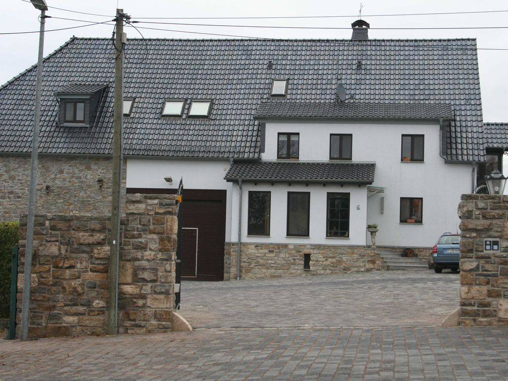 100 M² Appartement ∙ 2 Chambres ∙ 4 Personnes - Erfurt