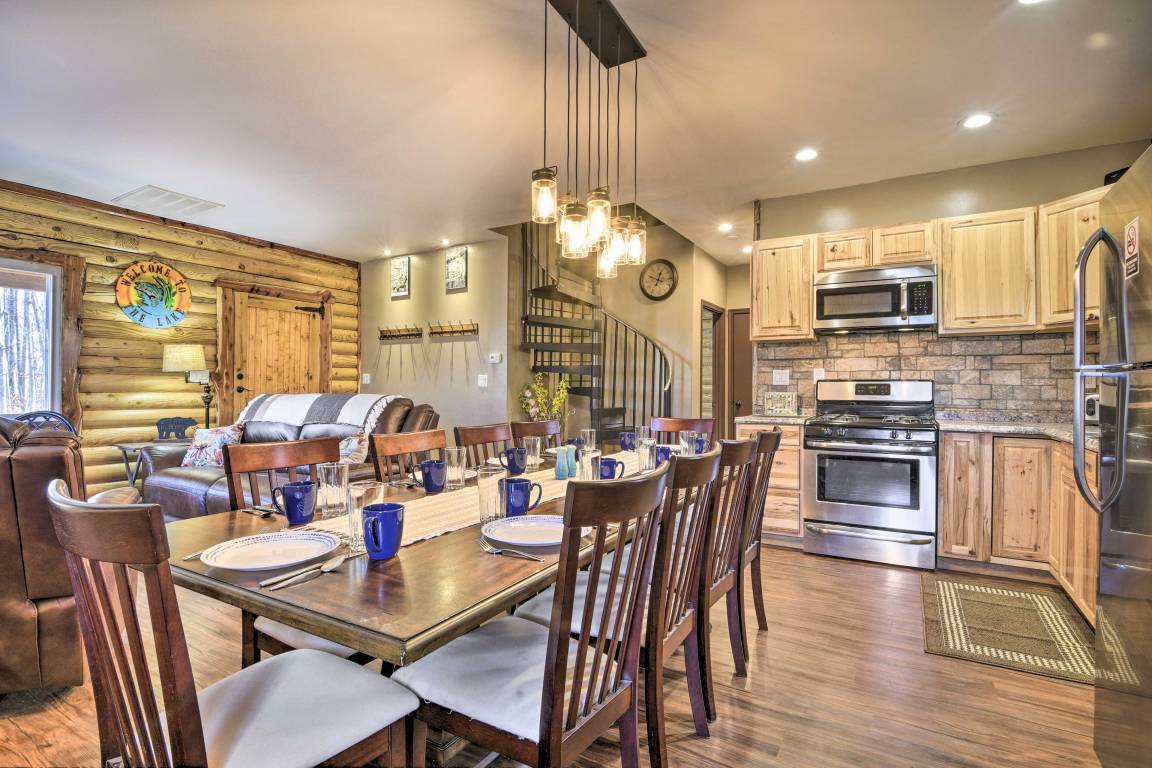 139 M² House ∙ 3 Bedrooms ∙ 11 Guests - Leesville Lake, Gretna