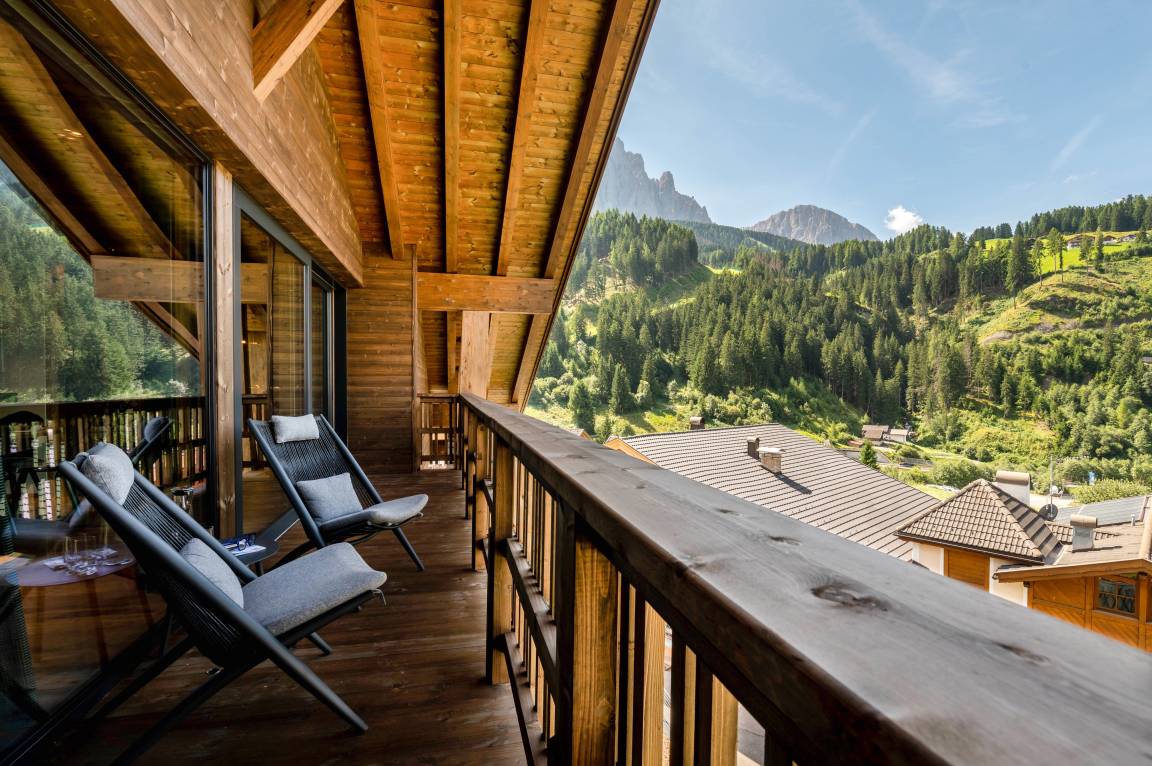 70 M² Appartamento Vacanza ∙ 2 Camere Da Letto ∙ 4 Ospiti - Selva di Val Gardena