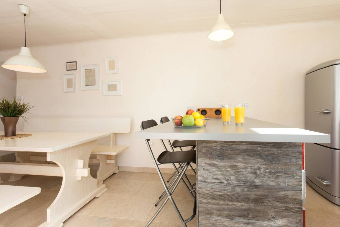 80 M² Huis ∙ 2 Slaapkamers ∙ 6 Gasten - Vrbnik