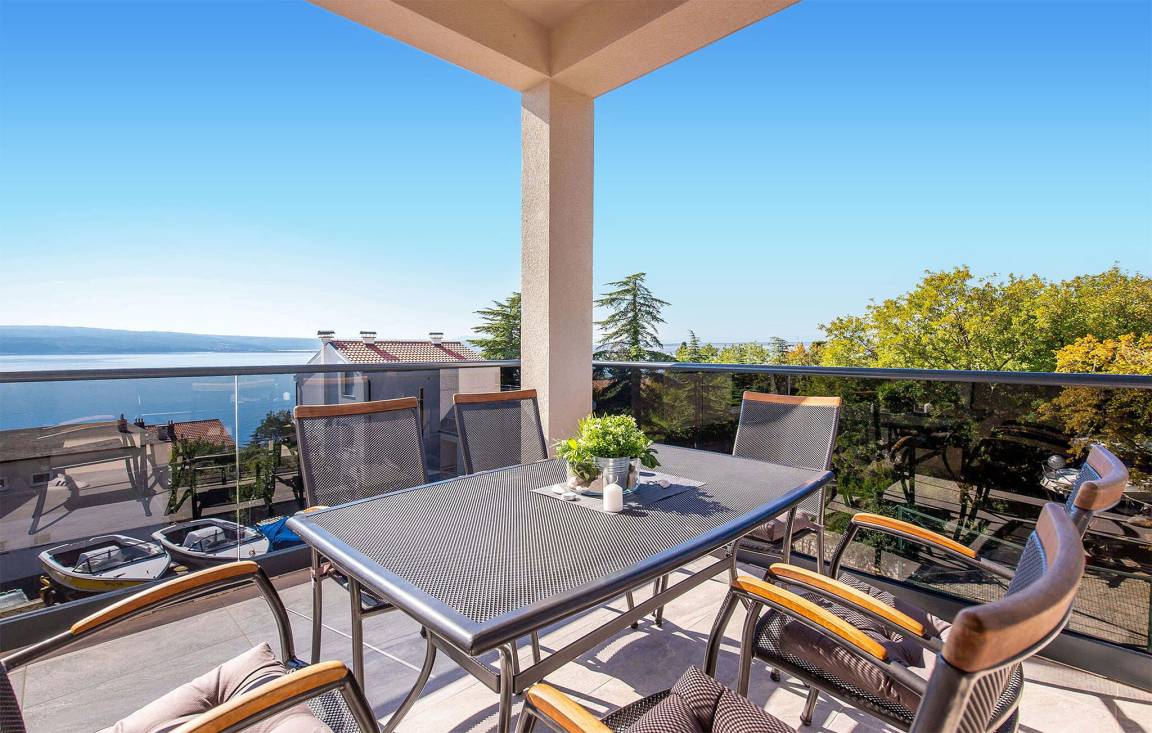 98 M² Appartement ∙ 3 Chambres ∙ 6 Personnes - Crikvenica