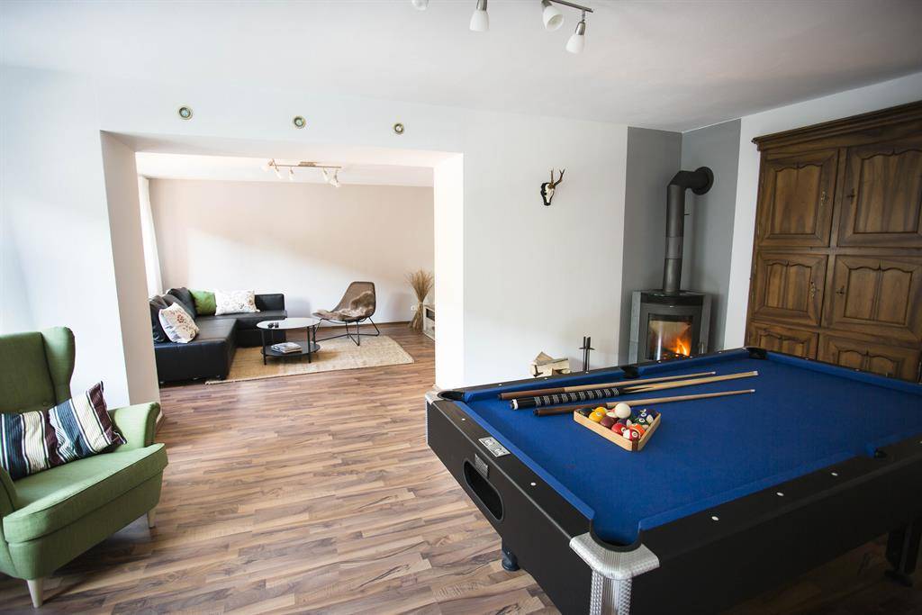 104 M² Ferienhaus ∙ 3 Schlafzimmer ∙ 6 Gäste - Bollendorf