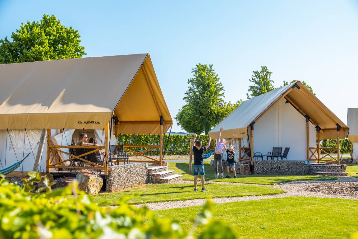 Cabina ∙ 2 Camere Da Letto ∙ 7 Ospiti - Maastricht