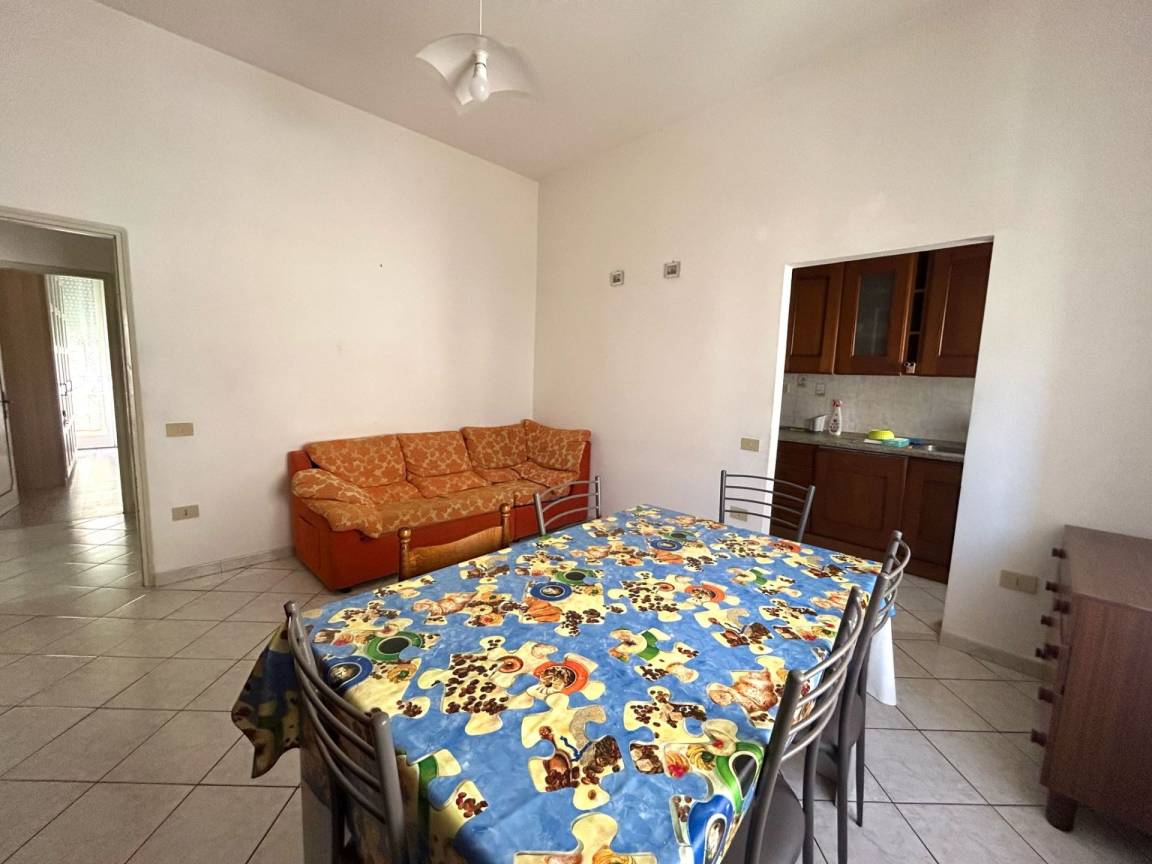 90 M² Ferienwohnung ∙ 3 Schlafzimmer ∙ 6 Gäste - Follonica