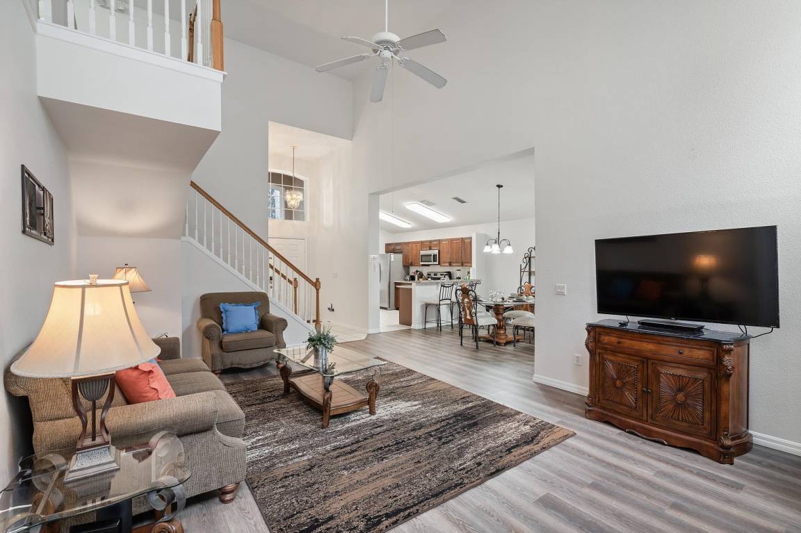 187 M² Hotel ∙ 4 Bedrooms ∙ 10 Guests - Florida