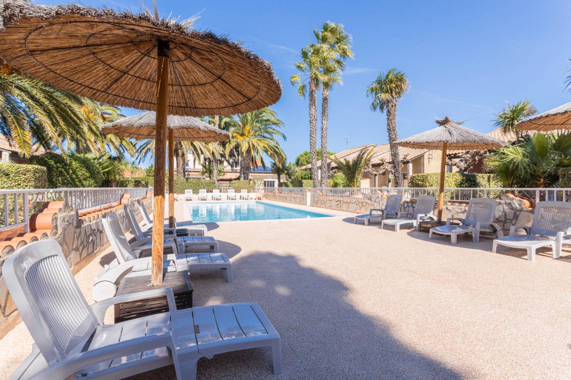 42 M² Cottage ∙ 2 Chambres ∙ 4 Personnes - Réserve Africaine de Sigean