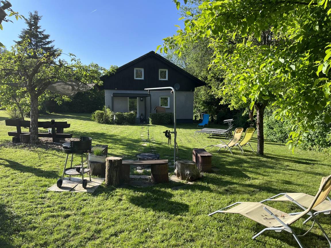 130 M² Ferienhaus ∙ 3 Schlafzimmer ∙ 6 Gäste - Kell am See