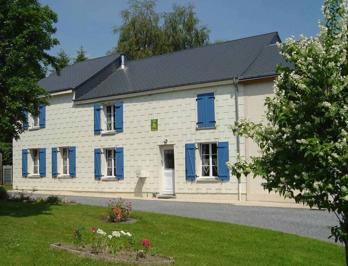 165 M² Gîte ∙ 5 Chambres ∙ 9 Personnes - Ardennes