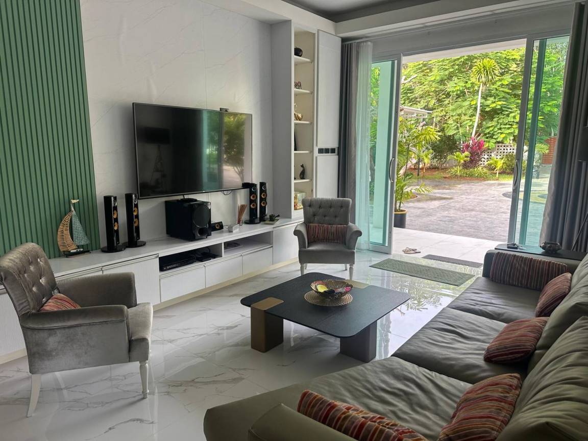 300 M² Villa ∙ 3 Chambres ∙ 7 Personnes - Ao Nang