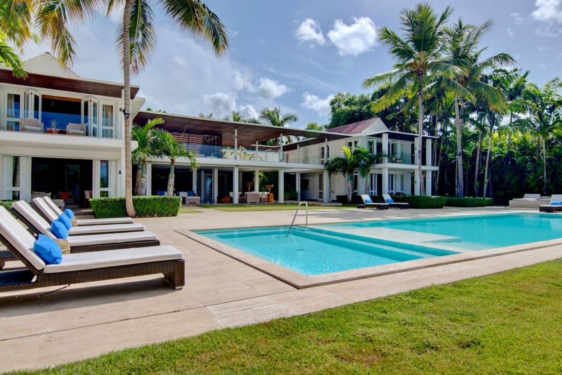 Villa ∙ 6 Bedrooms ∙ 16 Guests - La Romana