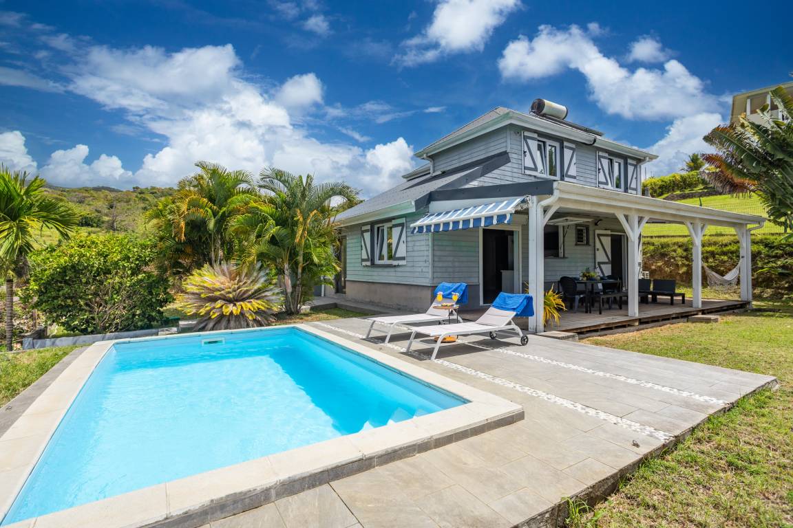 114 M² Maison De Vacances ∙ 4 Chambres ∙ 8 Personnes - Fort-de-France