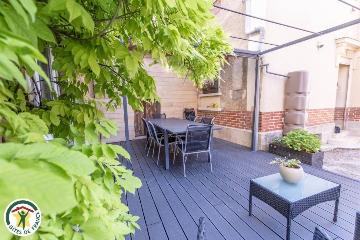 100 M² Mökki ∙ 4 Makuuhuonetta ∙ 8 Vierasta - Marne