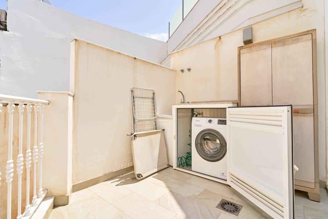 75 M² Ferienhaus ∙ 1 Schlafzimmer ∙ 2 Gäste - Nerja