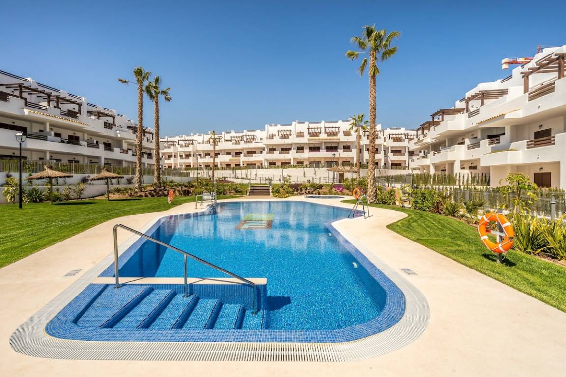70 M² Apartamento ∙ 2 Habitaciones ∙ 4 Huéspedes - Pulpí