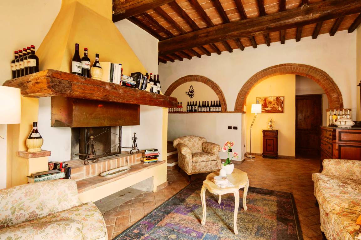 600 M² Villa ∙ 9 Bedrooms ∙ 18 Guests - Monteriggioni