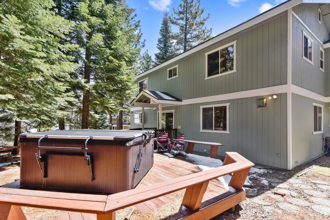 264 M² House ∙ 4 Bedrooms ∙ 8 Guests - South Lake Tahoe, CA