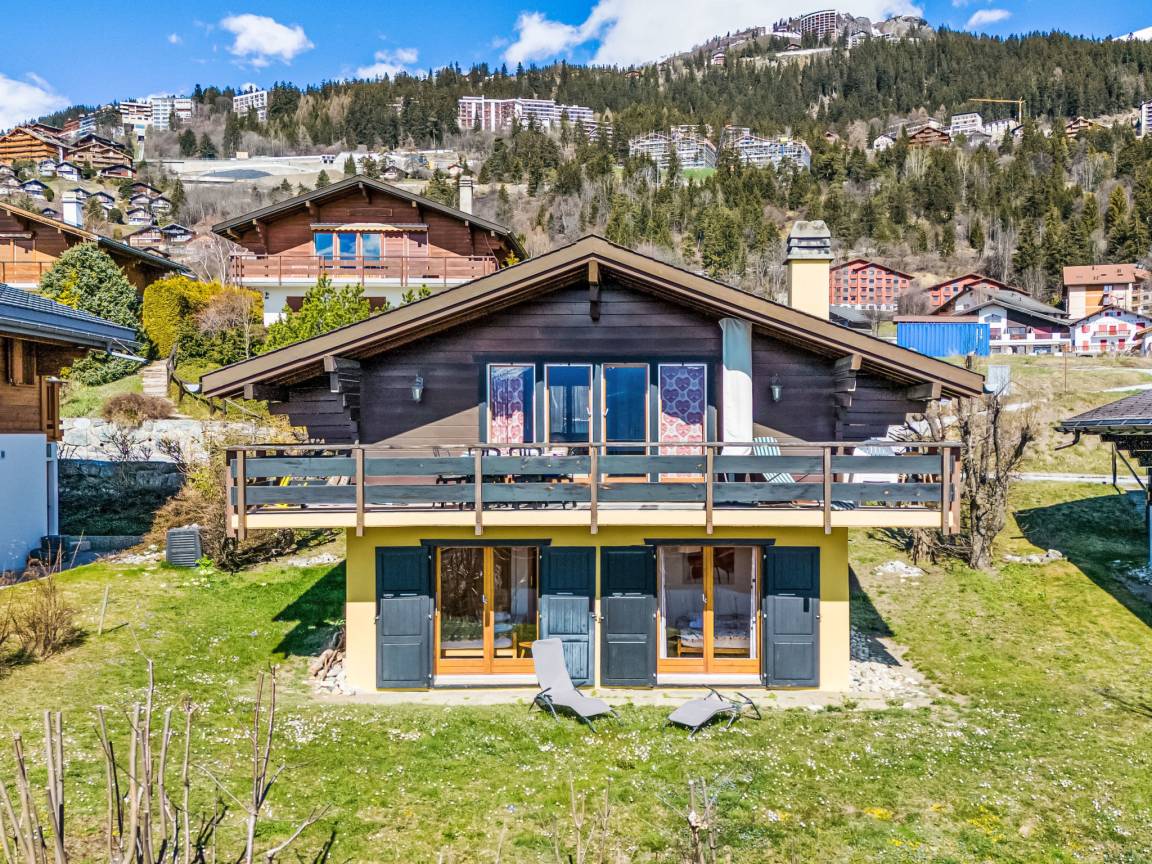 87 M² House ∙ 3 Bedrooms ∙ 6 Guests - Sierre