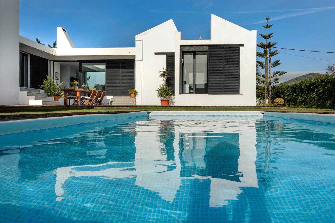 170 M² Villa ∙ 3 Bedrooms ∙ 6 Guests - Ibiza