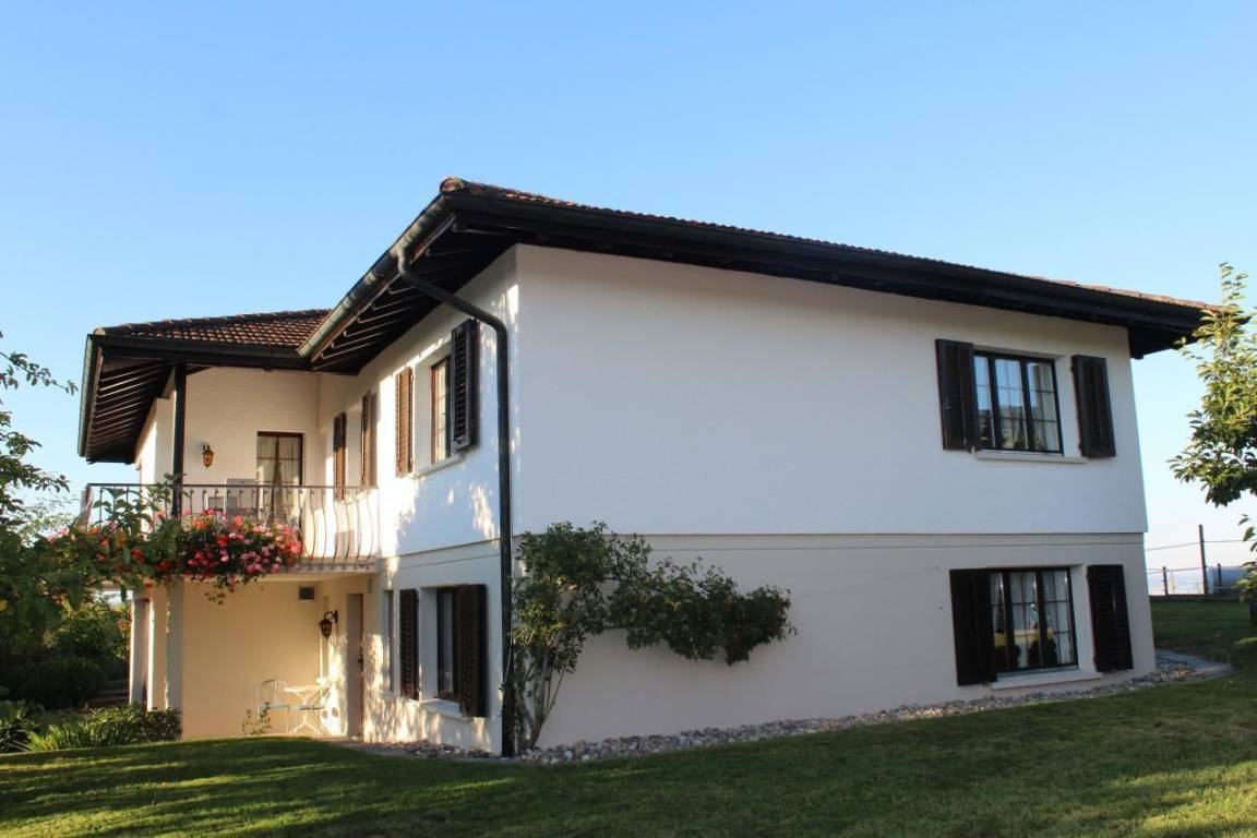 107 M² Ferienwohnung ∙ 3 Schlafzimmer ∙ 12 Gäste - Kanton Thurgau