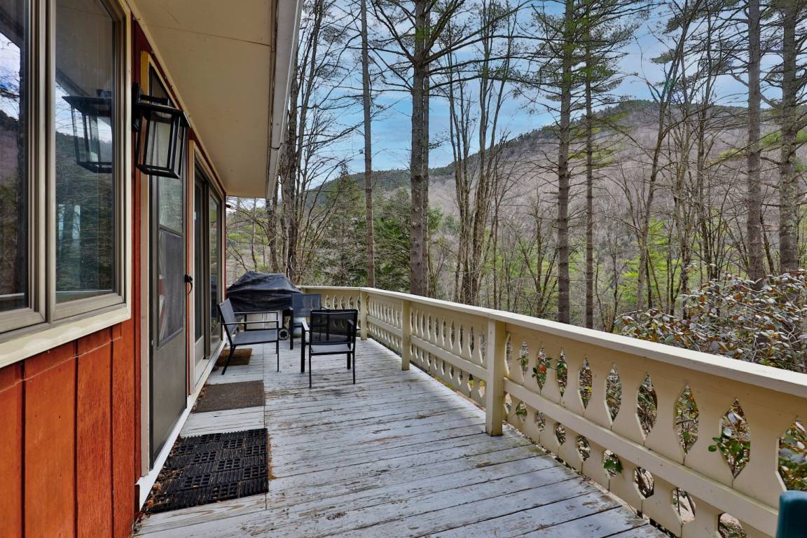 House ∙ 4 Bedrooms ∙ 8 Guests - Woodstock, VT