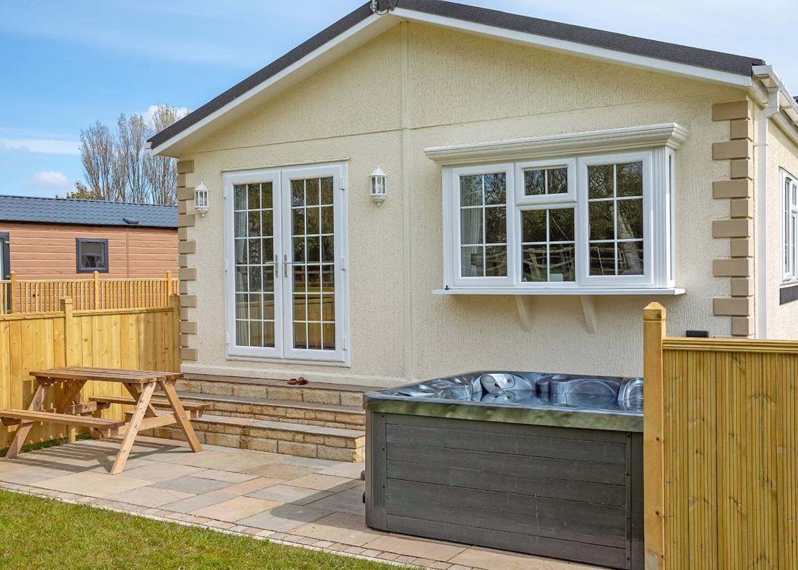 Chalet ∙ 2 Bedrooms ∙ 4 Guests - Yorkshire