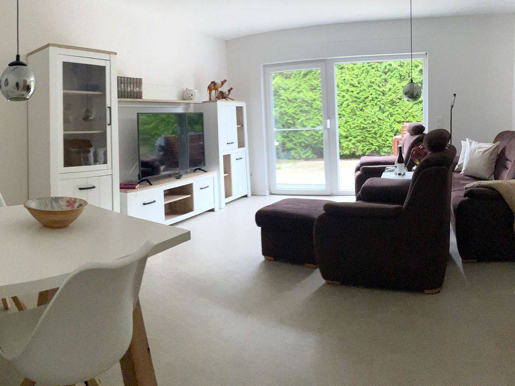75 M² House ∙ 2 Bedrooms ∙ 4 Guests - Magdeburg