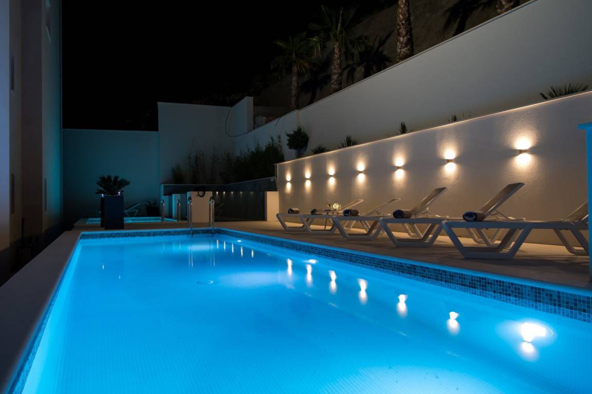 75 M² Huoneisto ∙ 1 Makuuhuone ∙ 2 Vierasta - Tučepi