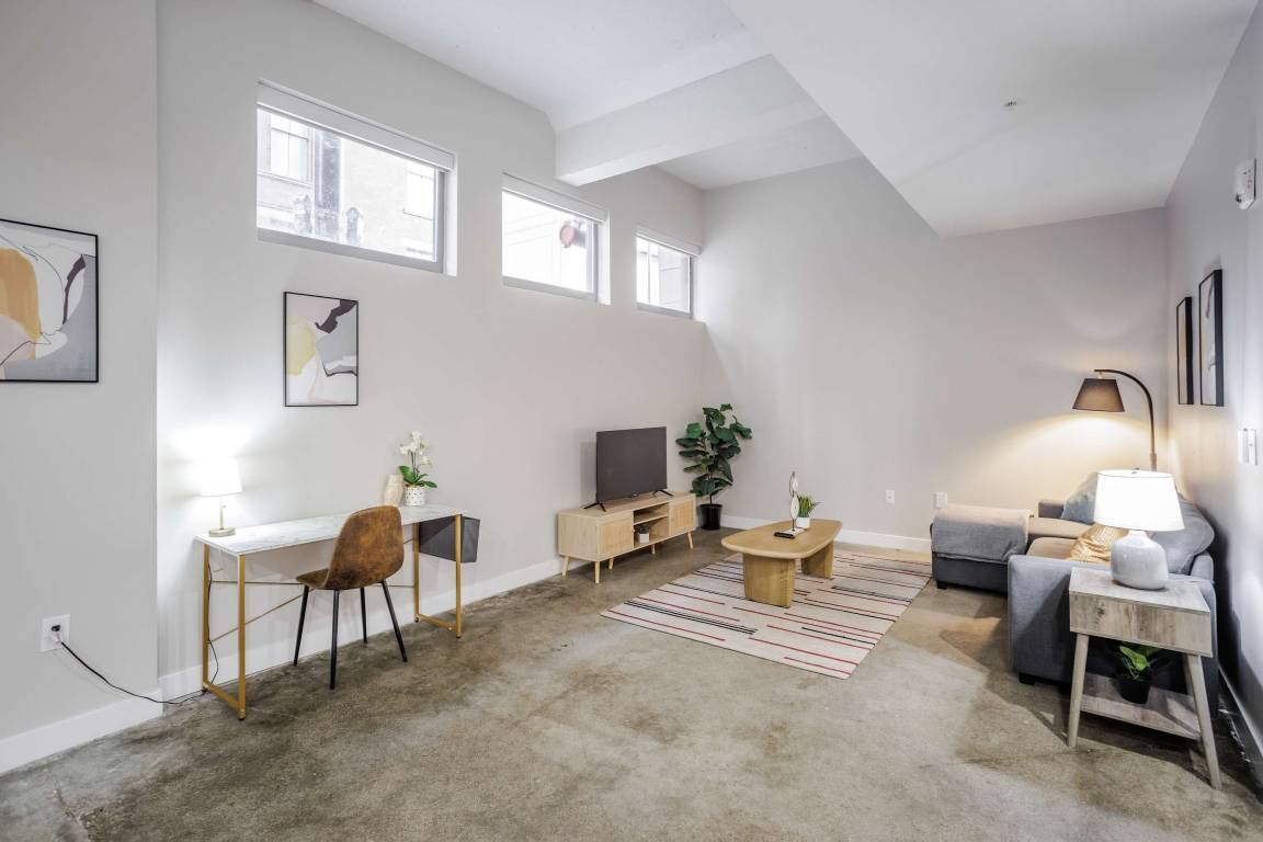 Apartment ∙ 3 Bedrooms ∙ 6 Guests - Cincinnati, OH