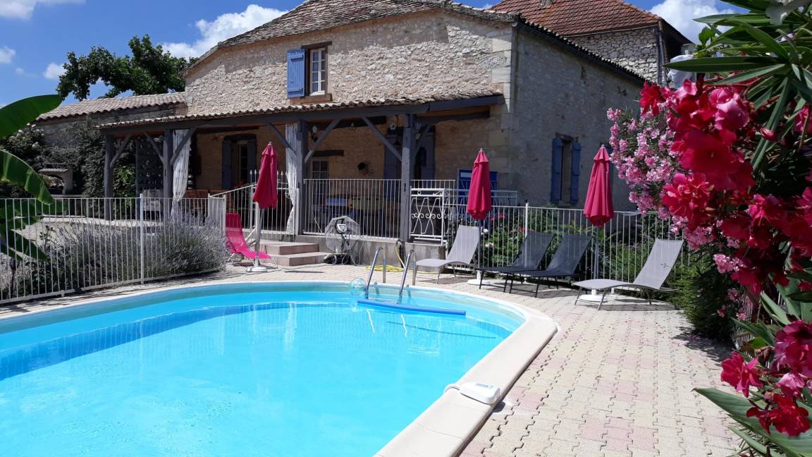 120 M² Gîte ∙ 5 Bedrooms ∙ 10 Guests - Dordogne