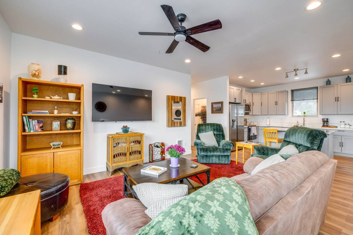 129 M² Apartment ∙ 3 Bedrooms ∙ 6 Guests - Tillamook, OR