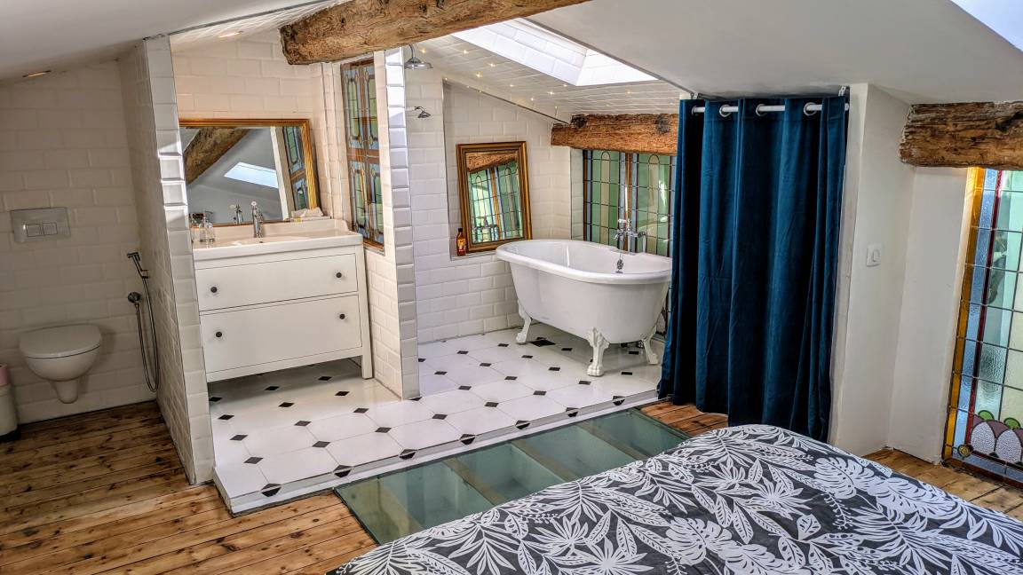 120 M² House ∙ 4 Bedrooms ∙ 8 Guests - Bordeaux