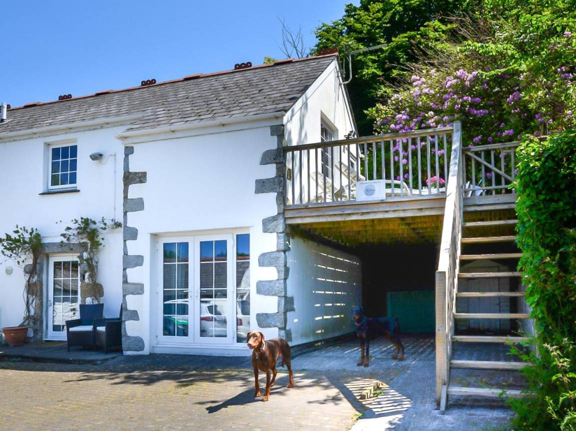 Cottage ∙ 2 Bedrooms ∙ 4 Guests - Redruth