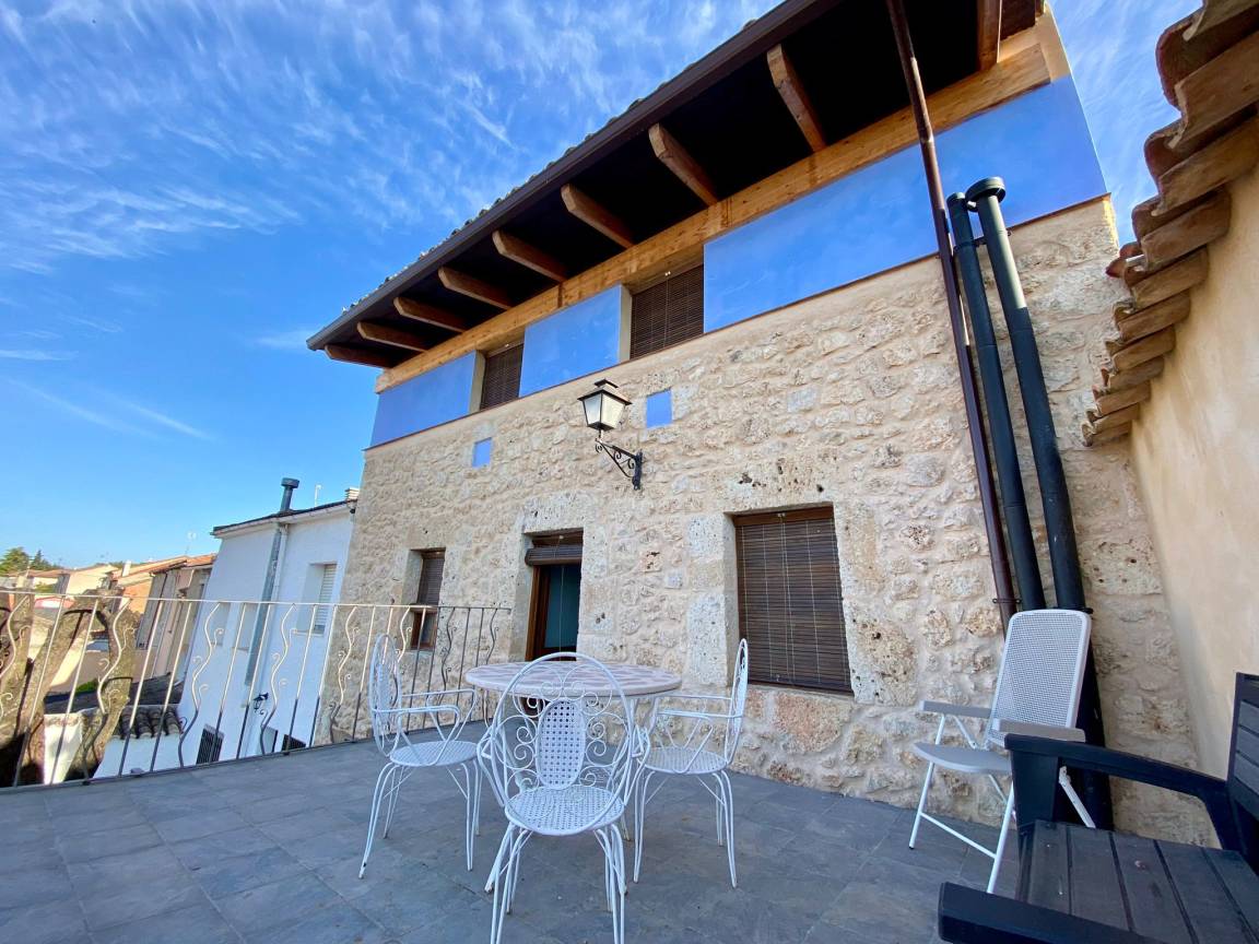 150 M² Casa ∙ 4 Habitaciones ∙ 10 Huéspedes - Roa