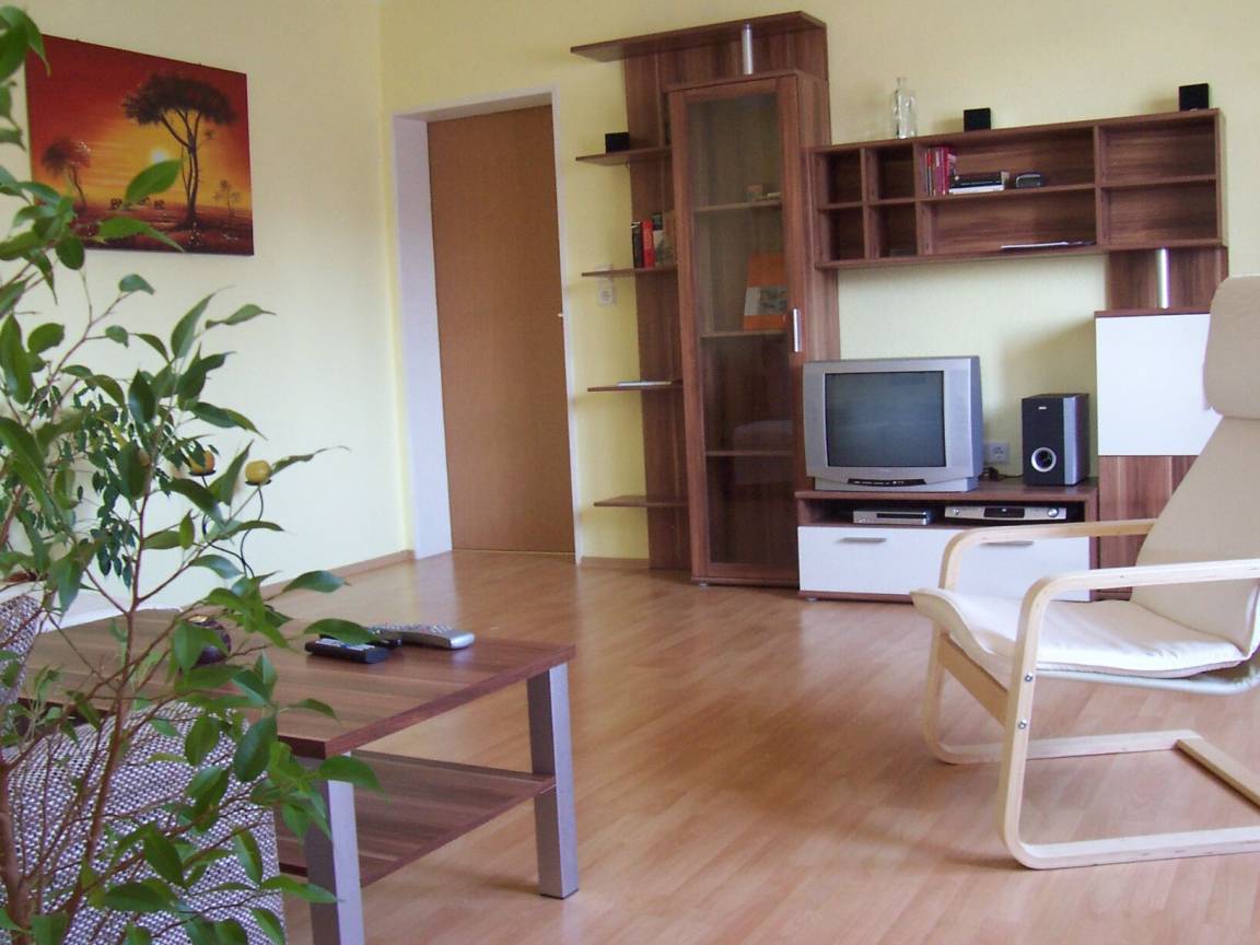 65 M² Ferienwohnung ∙ 2 Schlafzimmer ∙ 3 Gäste - Bexbach