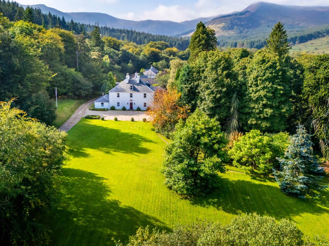 Cottage ∙ 6 Bedrooms ∙ 10 Guests - Isle of Arran