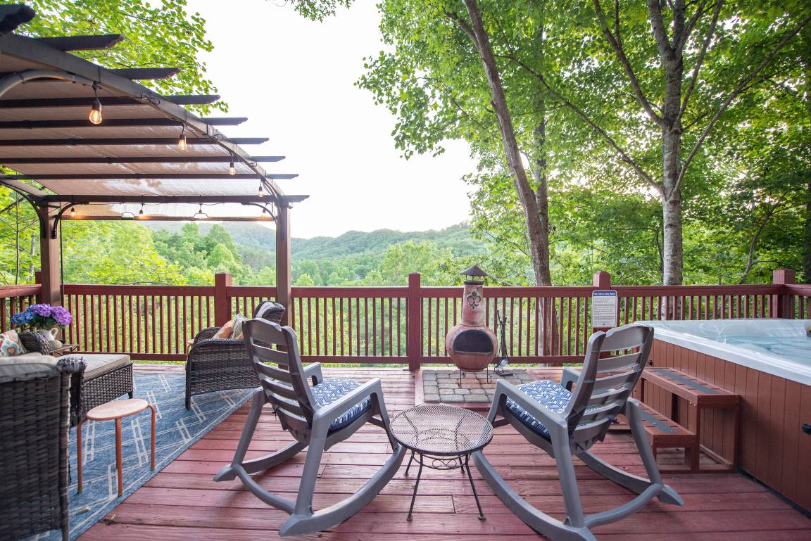 92 M² House ∙ 2 Bedrooms ∙ 8 Guests - North Carolina