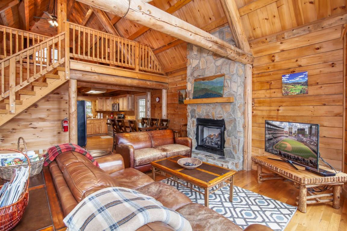 173 M² Cabin ∙ 3 Bedrooms ∙ 8 Guests - Valle Crucis, NC