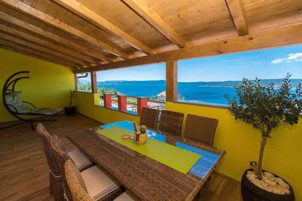 57 M² Ferienwohnung ∙ 2 Schlafzimmer ∙ 4 Gäste - Crikvenica