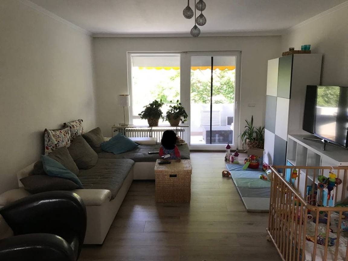 101 M² Apartment ∙ 3 Bedrooms ∙ 4 Guests - Frankfurt