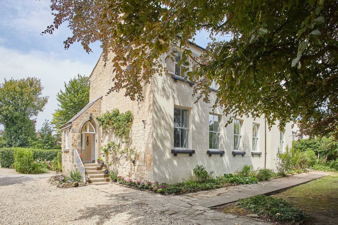 House ∙ 4 Bedrooms ∙ 8 Guests - Wetherby