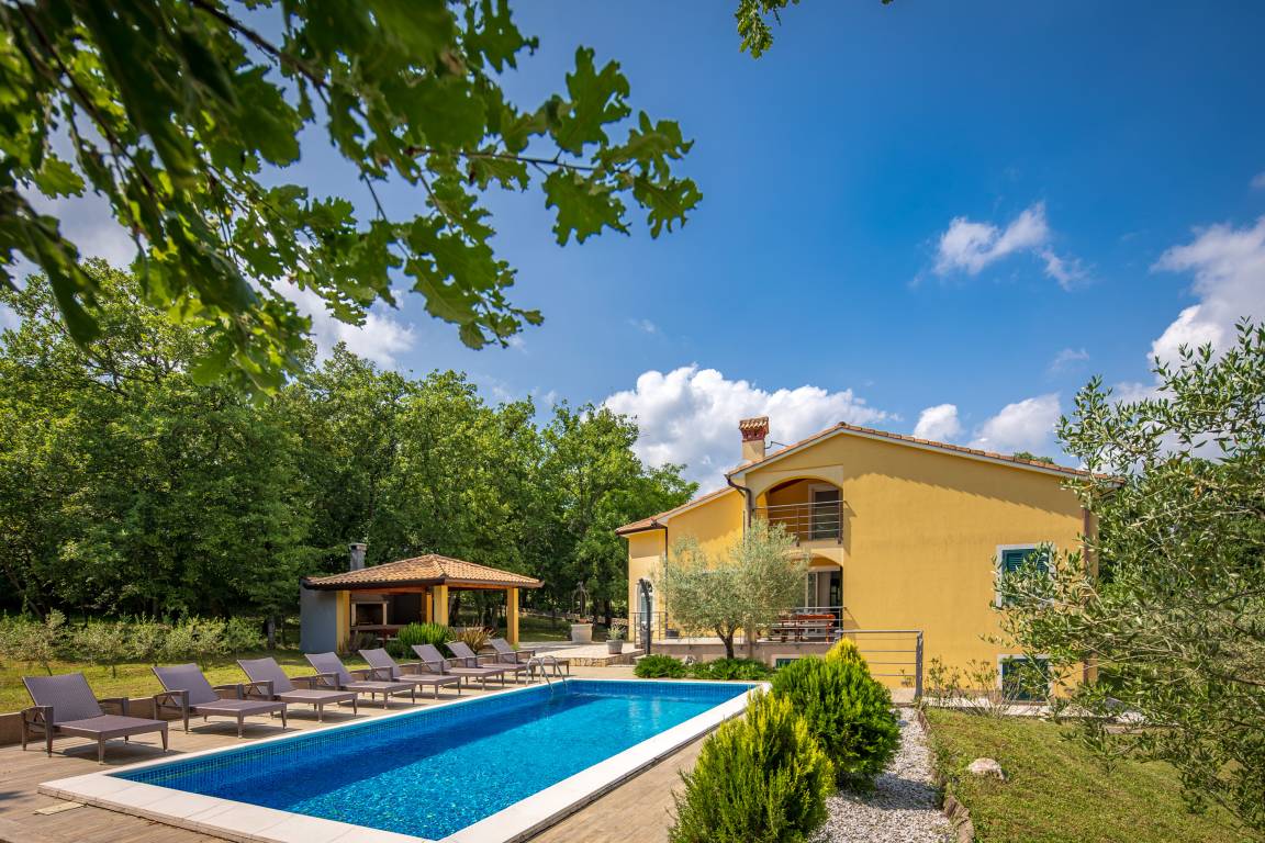 180 M² Villa ∙ 4 Schlafzimmer ∙ 8 Gäste - Rabac