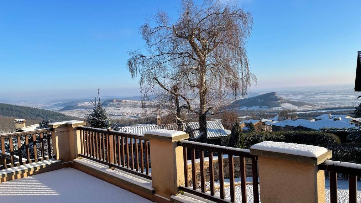 97 M² Gîte ∙ 3 Chambres ∙ 6 Personnes - Juliénas