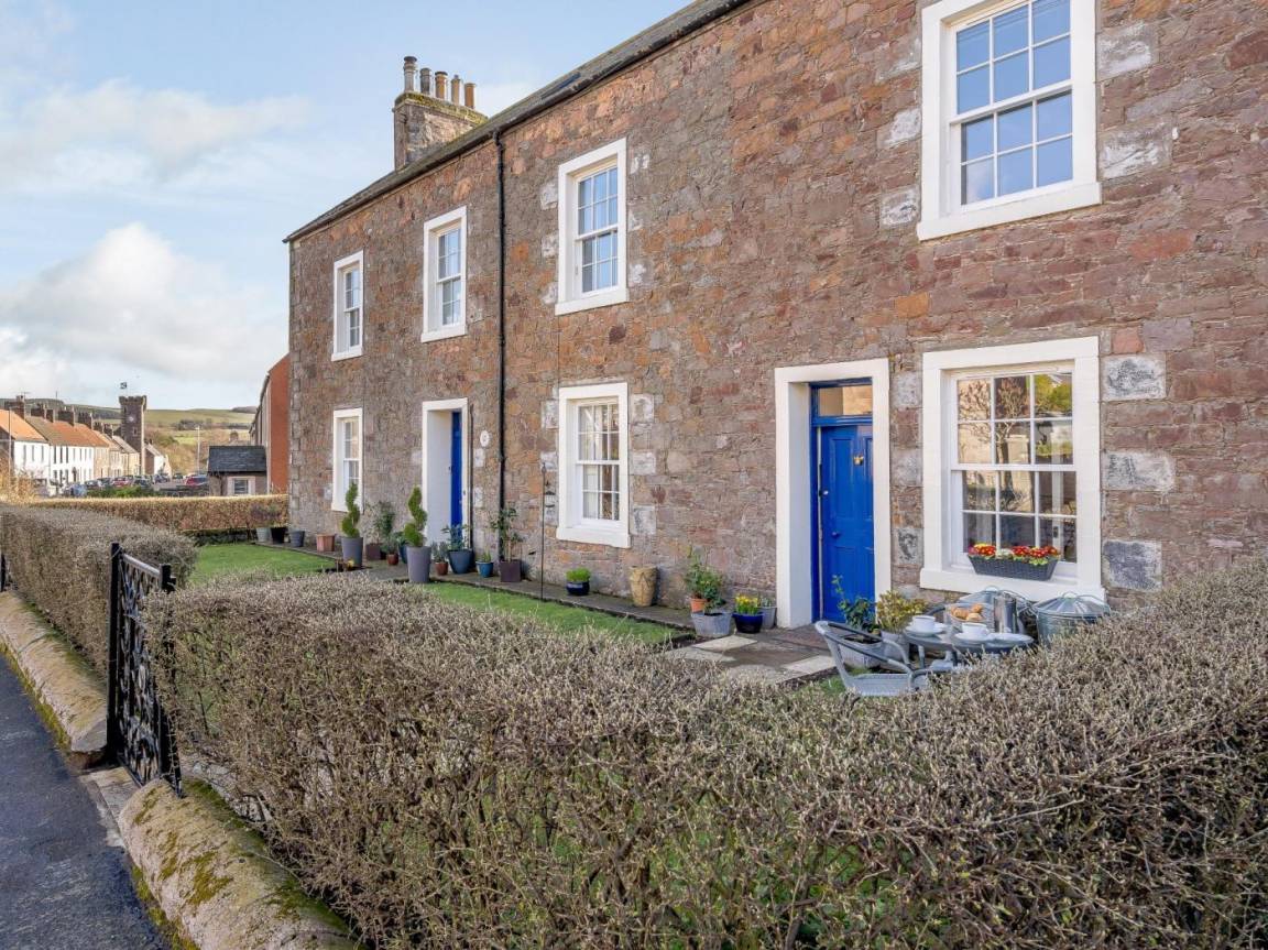 Cottage ∙ 2 Bedrooms ∙ 4 Guests - Eyemouth