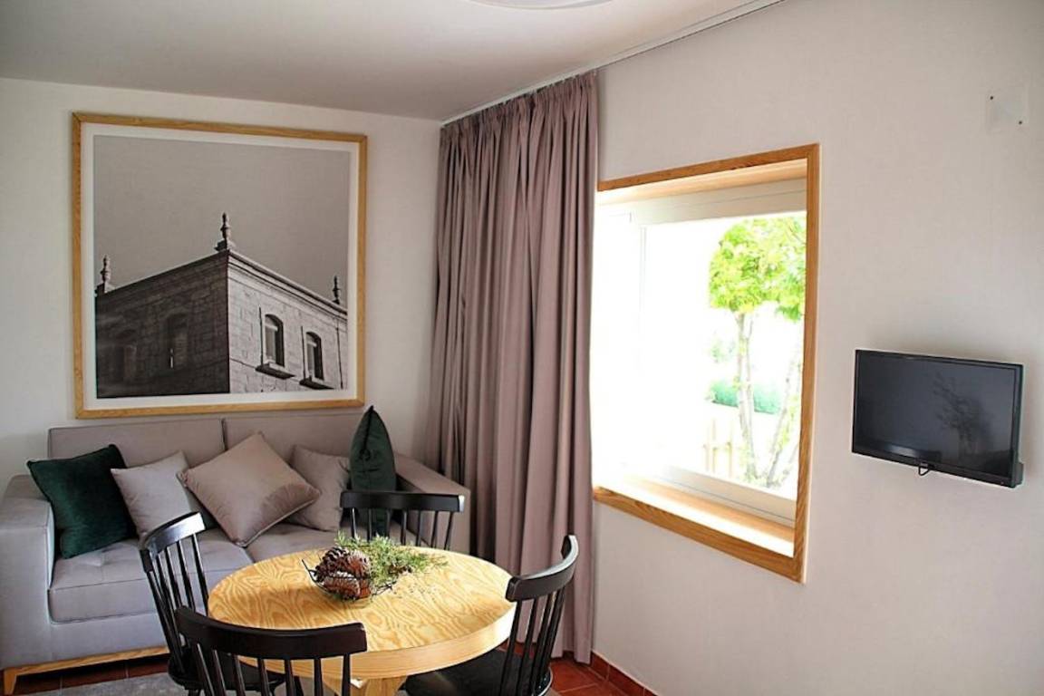 50 M² Maison De Vacances ∙ 2 Chambres ∙ 4 Personnes - Fundão