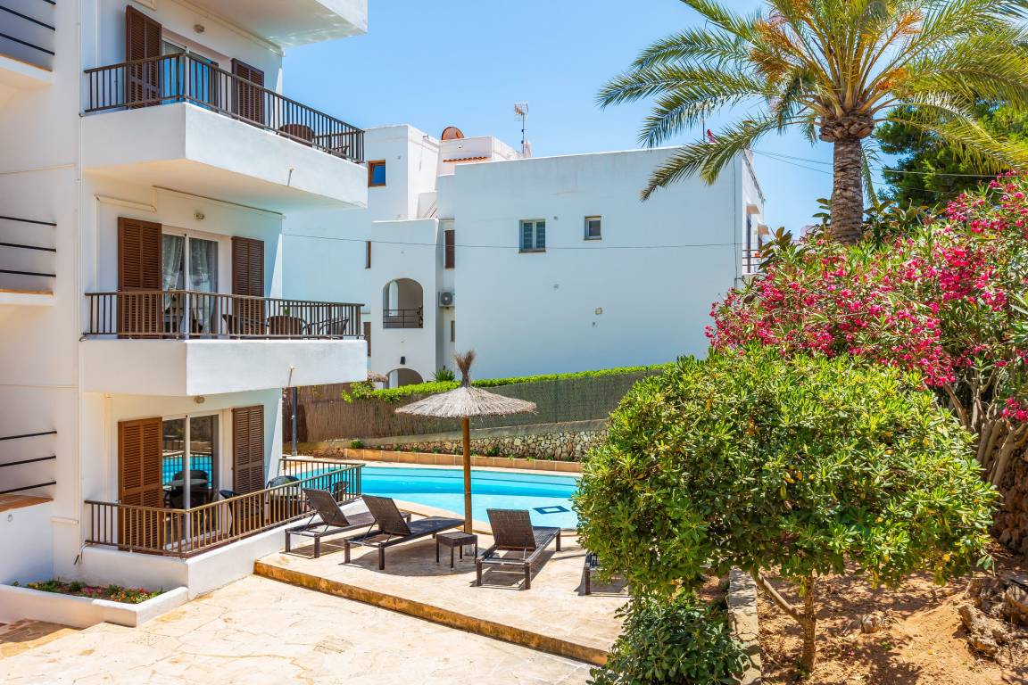 53 M² Apartamento ∙ 3 Habitaciones ∙ 6 Huéspedes - Cala d'Or