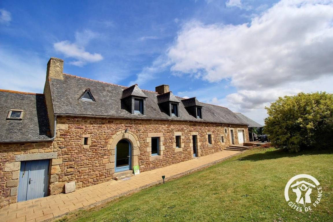 140 M² Gîte ∙ 3 Chambres ∙ 6 Personnes - Trédarzec