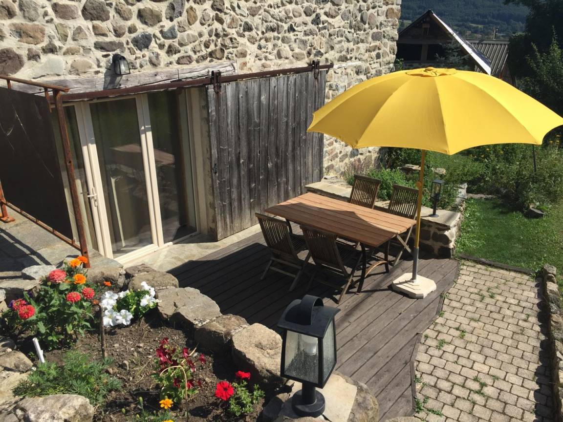 63 M² Gîte ∙ 2 Chambres ∙ 4 Personnes - Hautes-Alpes