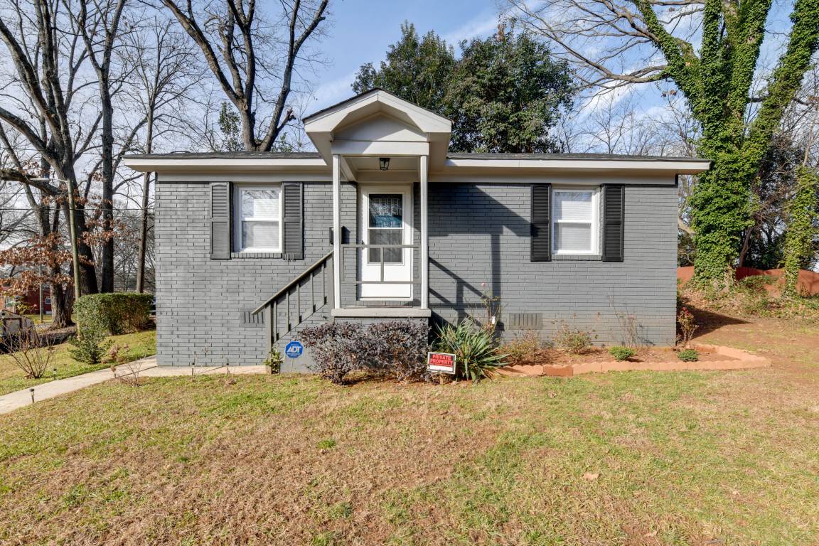 88 M² House ∙ 2 Bedrooms ∙ 4 Guests - South End - Charlotte