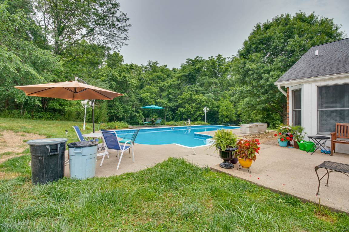 139 M² House ∙ 4 Bedrooms ∙ 8 Guests - Kentucky