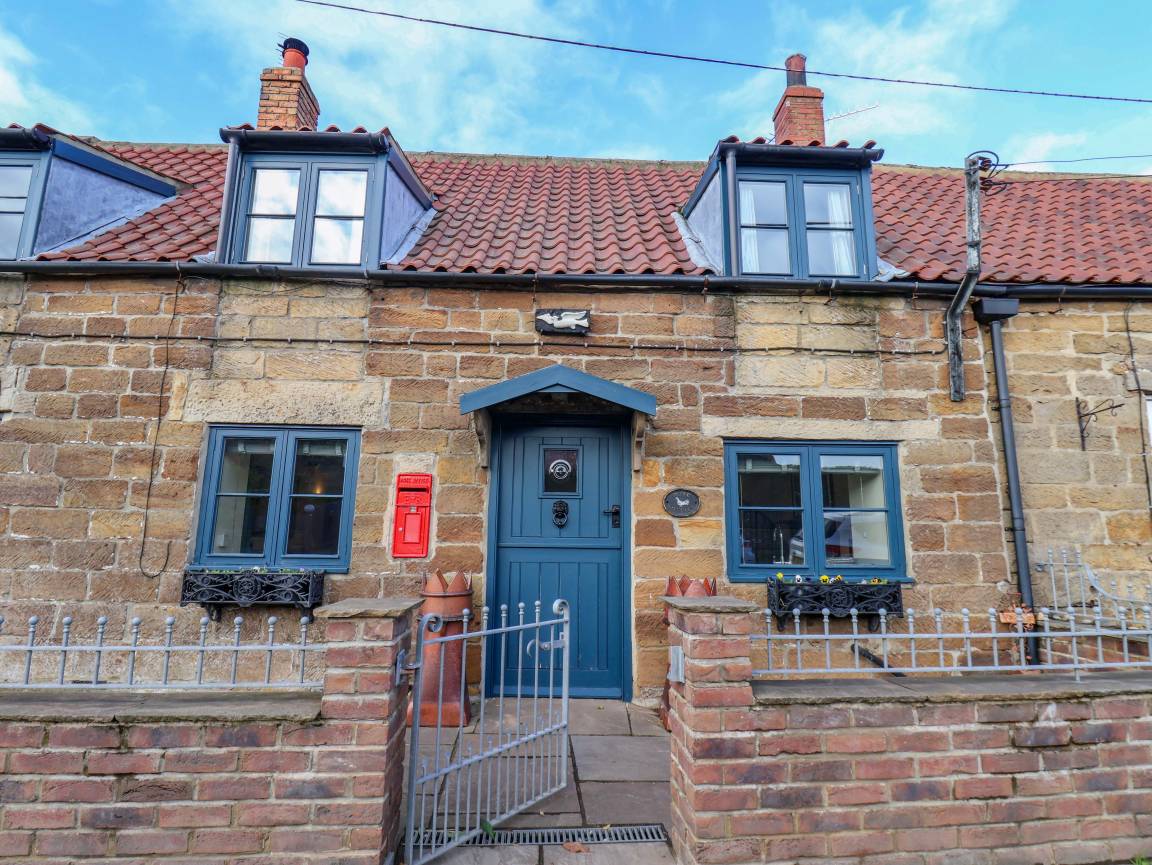 Cottage ∙ 2 Bedrooms ∙ 4 Guests - Robin Hood's Bay